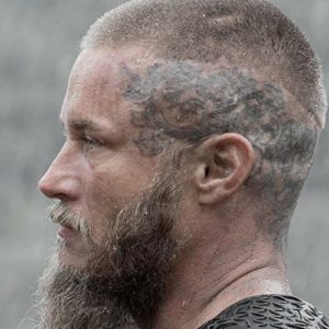 30 Best Ragnar Lothbrok Hairstyle - Men's Hairstyles List